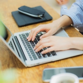 キャリア入社座談会 | CMIC JOBS：採用情報 シミック株式会社